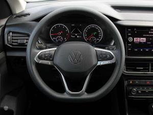 Grey Volkswagen T-Cross 2021 in Vilnius, with an engine capacity of 1.00 L and mileage of 113 thousand km for 15950 €, photo 6 on AUTOMOTO.COM.LV