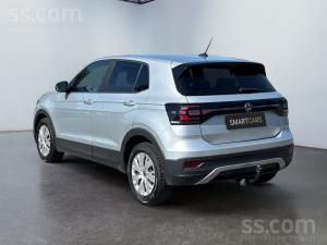 Pelēks Volkswagen T-Cross 2021 Rīga, ar dzinēja tilpumu 1.00 L un nobraukumu 67 tūkst. km par 14290 €, foto 4 vietnē AUTOMOTO.COM.LV