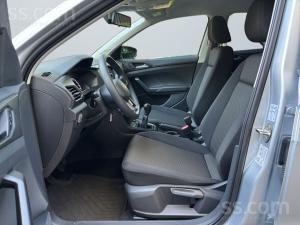Pelēks Volkswagen T-Cross 2021 Rīga, ar dzinēja tilpumu 1.00 L un nobraukumu 67 tūkst. km par 14290 €, foto 10 vietnē AUTOMOTO.COM.LV