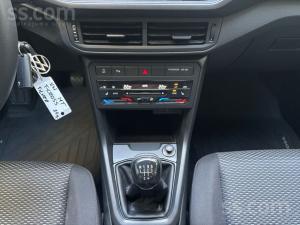Pelēks Volkswagen T-Cross 2021 Rīga, ar dzinēja tilpumu 1.00 L un nobraukumu 67 tūkst. km par 14290 €, foto 12 vietnē AUTOMOTO.COM.LV