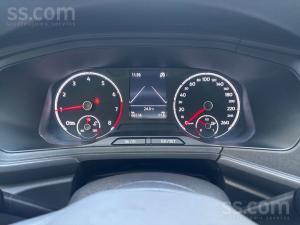 Pelēks Volkswagen T-Cross 2021 Rīga, ar dzinēja tilpumu 1.00 L un nobraukumu 67 tūkst. km par 14290 €, foto 22 vietnē AUTOMOTO.COM.LV