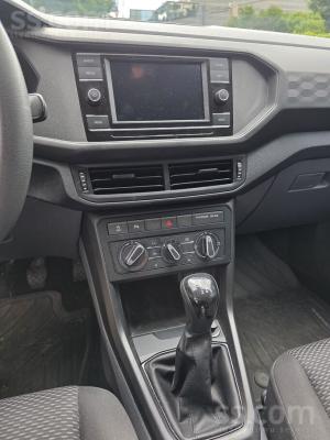Pelēks Volkswagen T-Cross 2021 Jūrmala, ar dzinēja tilpumu 1.00 L un nobraukumu 66 tūkst. km par 13600 €, foto 7 vietnē AUTOMOTO.COM.LV