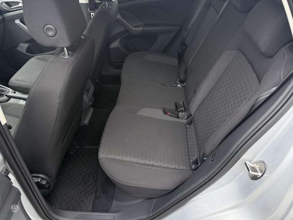 Volkswagen T-Cross 2021 in Vilnius on AUTOMOTO.COM.LV Grey Volkswagen T-Cross 2021 in Vilnius, with an engine capacity of 1.00 L and mileage of 86 thousand km for 14740 €, photo 10 on AUTOMOTO.COM.LV