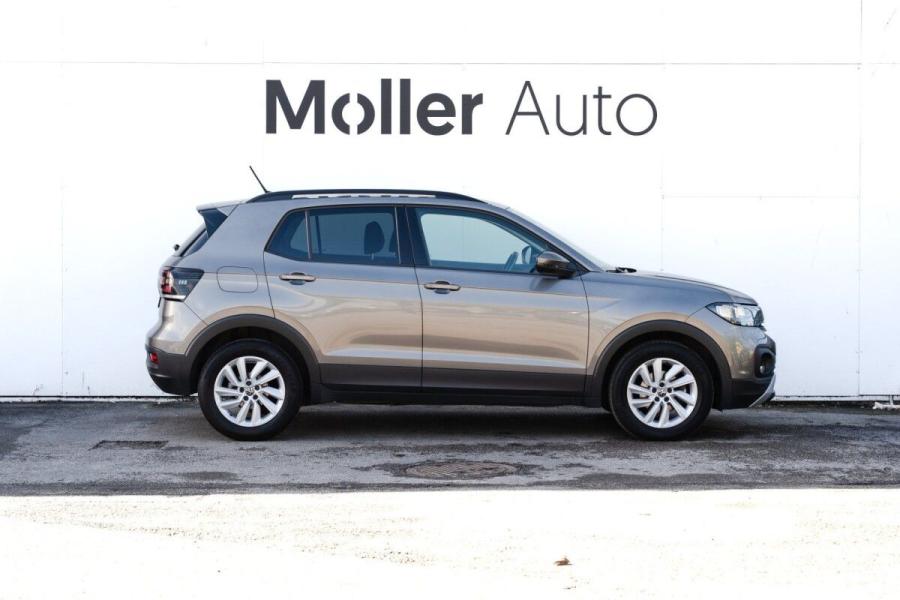 Pelēks Volkswagen T-Cross 2021 Rīga, ar dzinēja tilpumu 1.00 L un nobraukumu 84 tūkst. km par 15950 €, foto 6 vietnē AUTOMOTO.COM.LV