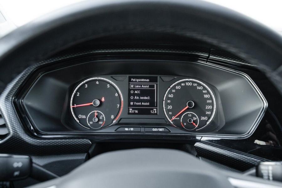 Pelēks Volkswagen T-Cross 2021 Rīga, ar dzinēja tilpumu 1.00 L un nobraukumu 84 tūkst. km par 15950 €, foto 11 vietnē AUTOMOTO.COM.LV