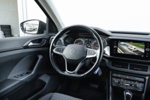 Pelēks Volkswagen T-Cross 2021 Rīga, ar dzinēja tilpumu 1.00 L un nobraukumu 84 tūkst. km par 15950 €, foto 22 vietnē AUTOMOTO.COM.LV