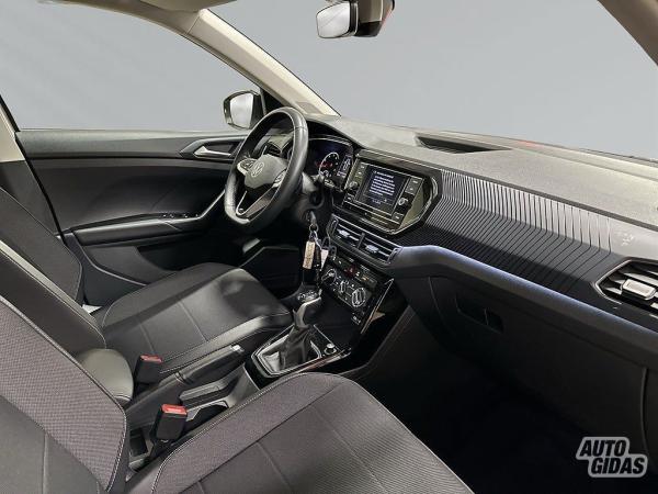 Grey Volkswagen T-Cross 2022 in Kaunas, with an engine capacity of 0.00 L and mileage of 39 thousand km for 24130 €, photo 6 on AUTOMOTO.COM.LV