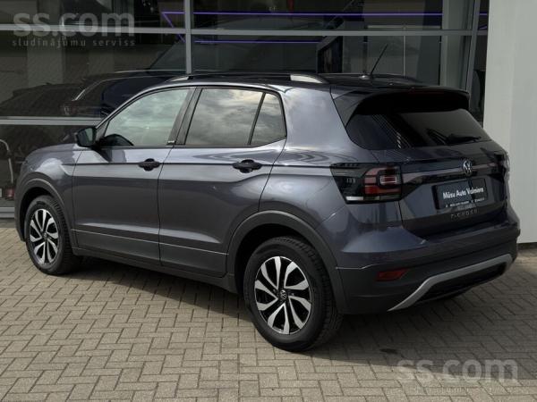 Pelēks Volkswagen T-Cross 2022 Valmiera, ar dzinēja tilpumu 1.00 L un nobraukumu 75 tūkst. km par 16700 €, foto 4 vietnē AUTOMOTO.COM.LV