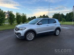 Grey Volkswagen T-Cross 2022 in Valmiera, with an engine capacity of 1.00 L and mileage of 47 thousand km for 16500 €, photo 8 on AUTOMOTO.COM.LV