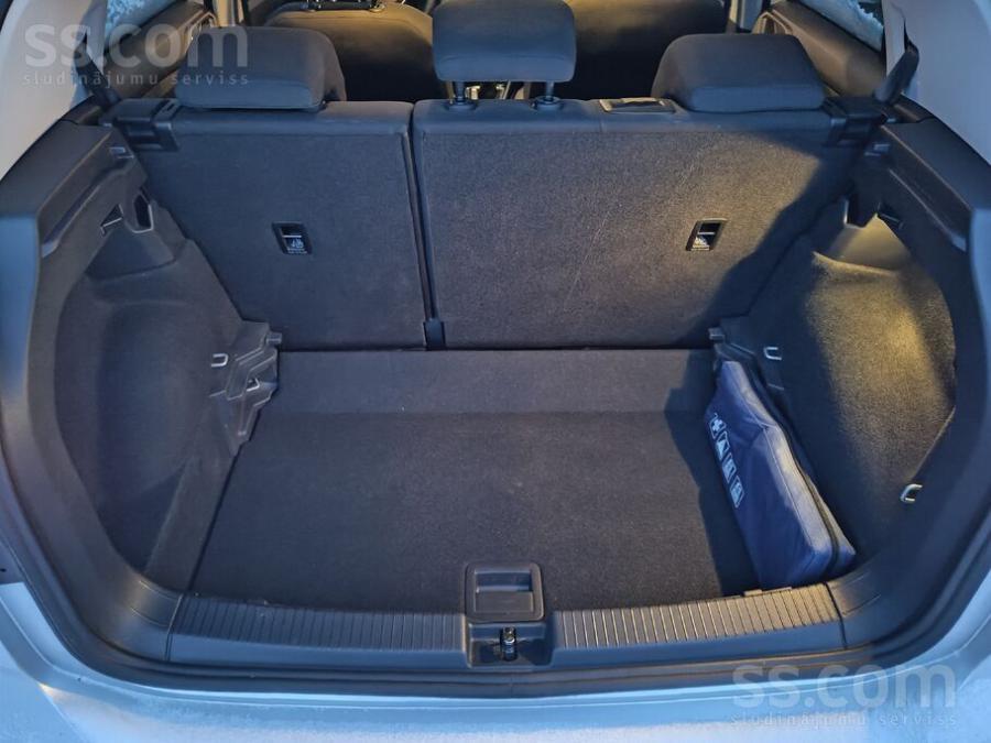 Grey Volkswagen T-Cross 2022 in Valmiera, with an engine capacity of 1.00 L and mileage of 47 thousand km for 16500 €, photo 12 on AUTOMOTO.COM.LV