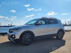 Pelēks Volkswagen T-Cross 2022 Rīga, ar dzinēja tilpumu 1.00 L un nobraukumu 63 tūkst. km par 15650 €, foto 4 vietnē AUTOMOTO.COM.LV