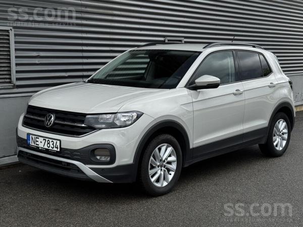Pelēks Volkswagen T-Cross 2022 Rīga, ar dzinēja tilpumu 1.00 L un nobraukumu 210 tūkst. km par 10900 €, foto 1 vietnē AUTOMOTO.COM.LV