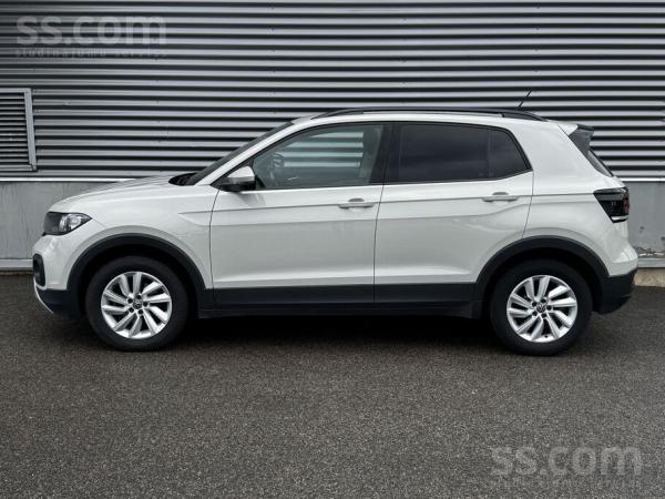 Pelēks Volkswagen T-Cross 2022 Rīga, ar dzinēja tilpumu 1.00 L un nobraukumu 210 tūkst. km par 10900 €, foto 2 vietnē AUTOMOTO.COM.LV