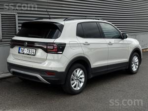 Pelēks Volkswagen T-Cross 2022 Rīga, ar dzinēja tilpumu 1.00 L un nobraukumu 210 tūkst. km par 10900 €, foto 6 vietnē AUTOMOTO.COM.LV