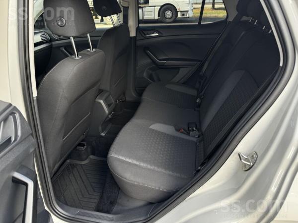 Pelēks Volkswagen T-Cross 2022 Rīga, ar dzinēja tilpumu 1.00 L un nobraukumu 210 tūkst. km par 10900 €, foto 10 vietnē AUTOMOTO.COM.LV