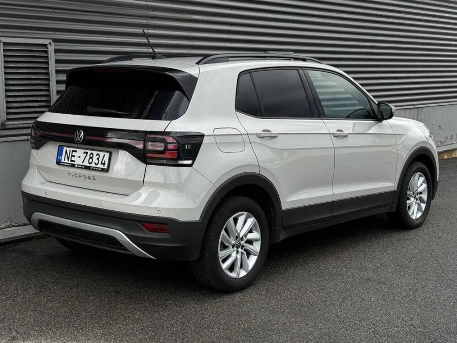 Pelēks Volkswagen T-Cross 2022 Rīga, ar dzinēja tilpumu 1.00 L un nobraukumu 210 tūkst. km par 10900 €, foto 6 vietnē AUTOMOTO.COM.LV