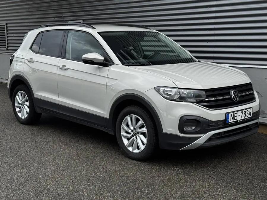 Pelēks Volkswagen T-Cross 2022 Rīga, ar dzinēja tilpumu 1.00 L un nobraukumu 210 tūkst. km par 10900 €, foto 8 vietnē AUTOMOTO.COM.LV