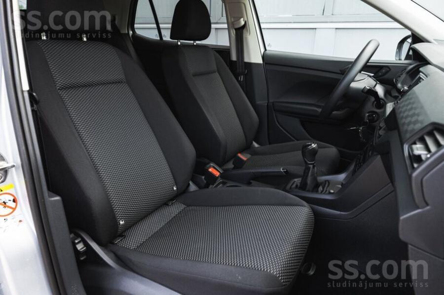 Pelēks Volkswagen T-Cross 2022 Ventspils, ar dzinēja tilpumu 1.00 L un nobraukumu 49 tūkst. km par 15850 €, foto 16 vietnē AUTOMOTO.COM.LV