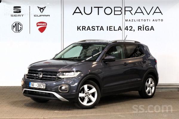 Серый Фольксваген T-Cross 2022 в Рига, объемом двигателя 1.00 л и пробегом 75 тыс. км за 16490 €, фото 1 на AUTOMOTO.COM.LV