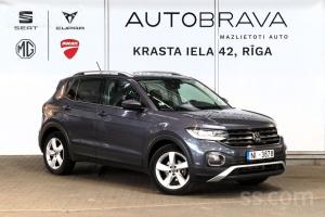 Pelēks Volkswagen T-Cross 2022 Rīga, ar dzinēja tilpumu 1.00 L un nobraukumu 75 tūkst. km par 16490 €, foto 4 vietnē AUTOMOTO.COM.LV