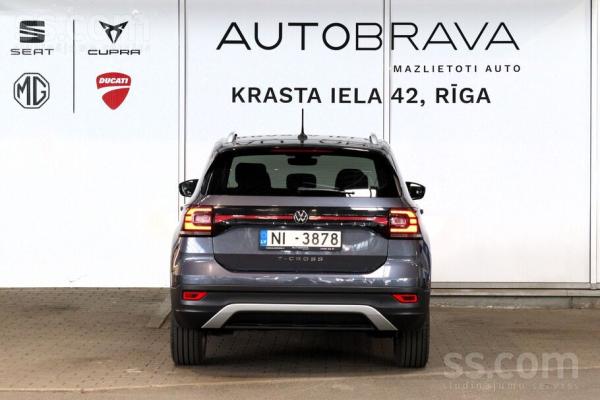 Серый Фольксваген T-Cross 2022 в Рига, объемом двигателя 1.00 л и пробегом 75 тыс. км за 16490 €, фото 7 на AUTOMOTO.COM.LV