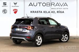 Pelēks Volkswagen T-Cross 2022 Rīga, ar dzinēja tilpumu 1.00 L un nobraukumu 75 tūkst. km par 16490 €, foto 9 vietnē AUTOMOTO.COM.LV