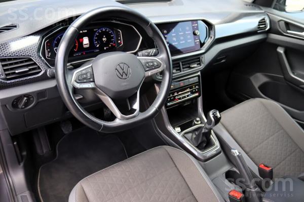 Серый Фольксваген T-Cross 2022 в Рига, объемом двигателя 1.00 л и пробегом 75 тыс. км за 16490 €, фото 9 на AUTOMOTO.COM.LV