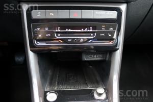 Pelēks Volkswagen T-Cross 2022 Rīga, ar dzinēja tilpumu 1.00 L un nobraukumu 75 tūkst. km par 16490 €, foto 20 vietnē AUTOMOTO.COM.LV