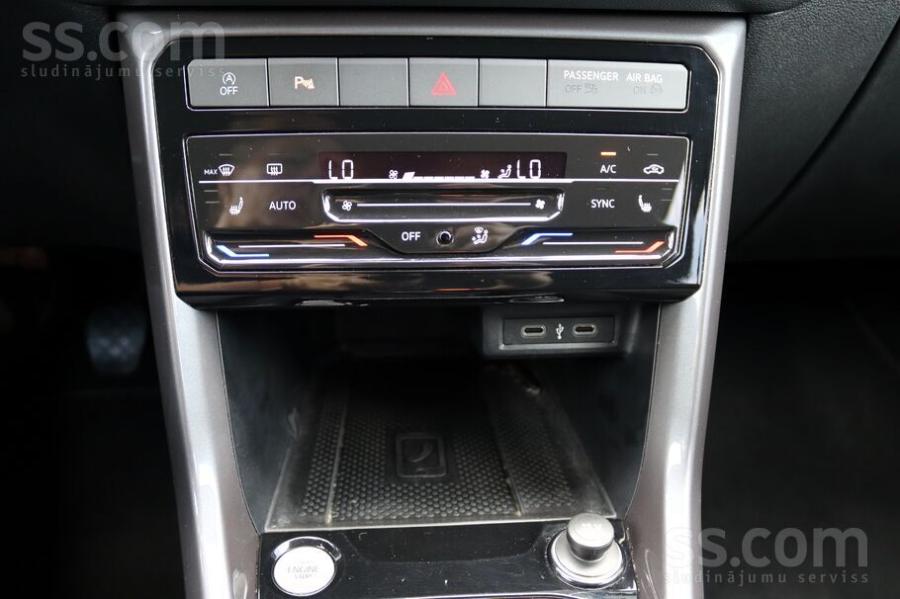 Pelēks Volkswagen T-Cross 2022 Rīga, ar dzinēja tilpumu 1.00 L un nobraukumu 75 tūkst. km par 16490 €, foto 20 vietnē AUTOMOTO.COM.LV