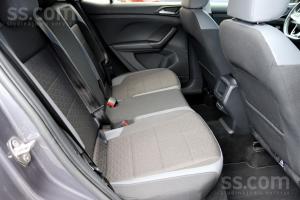 Pelēks Volkswagen T-Cross 2022 Rīga, ar dzinēja tilpumu 1.00 L un nobraukumu 75 tūkst. km par 16490 €, foto 27 vietnē AUTOMOTO.COM.LV