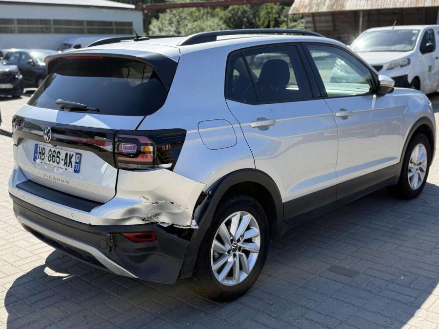 Серый Фольксваген T-Cross 2022 в Каунас, объемом двигателя 1.00 л и пробегом 39 тыс. км за 11800 €, фото 5 на AUTOMOTO.COM.LV