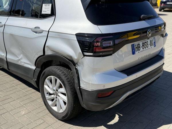 Grey Volkswagen T-Cross 2022 in Kaunas, with an engine capacity of 1.00 L and mileage of 39 thousand km for 11800 €, photo 8 on AUTOMOTO.COM.LV