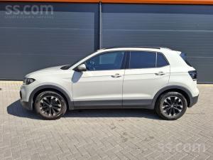 Серый Фольксваген T-Cross 2022 в Рига, объемом двигателя 1.50 л и пробегом 19 тыс. км за 21000 €, фото 3 на AUTOMOTO.COM.LV