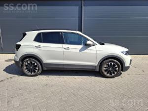 Серый Фольксваген T-Cross 2022 в Рига, объемом двигателя 1.50 л и пробегом 19 тыс. км за 21000 €, фото 4 на AUTOMOTO.COM.LV