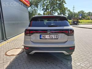 Серый Фольксваген T-Cross 2022 в Рига, объемом двигателя 1.50 л и пробегом 19 тыс. км за 21000 €, фото 5 на AUTOMOTO.COM.LV