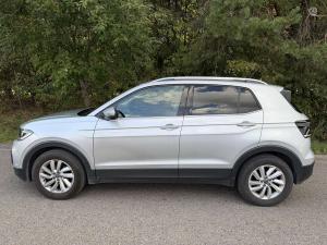Pelēks Volkswagen T-Cross 2022 Viļņa, ar dzinēja tilpumu 1.00 L un nobraukumu 66 tūkst. km par 17500 €, foto 3 vietnē AUTOMOTO.COM.LV