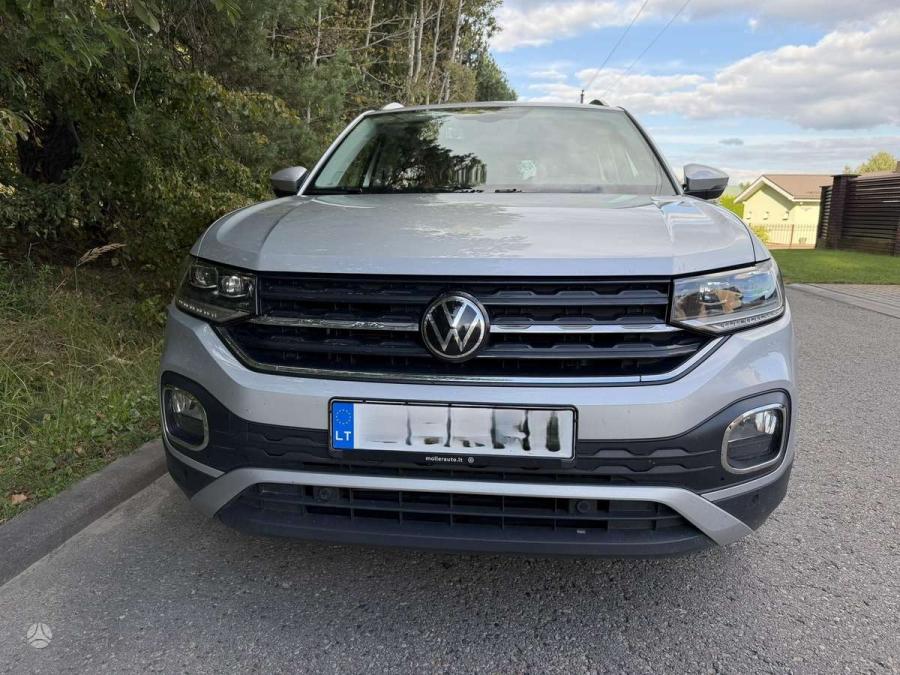 Pelēks Volkswagen T-Cross 2022 Viļņa, ar dzinēja tilpumu 1.00 L un nobraukumu 66 tūkst. km par 17500 €, foto 5 vietnē AUTOMOTO.COM.LV