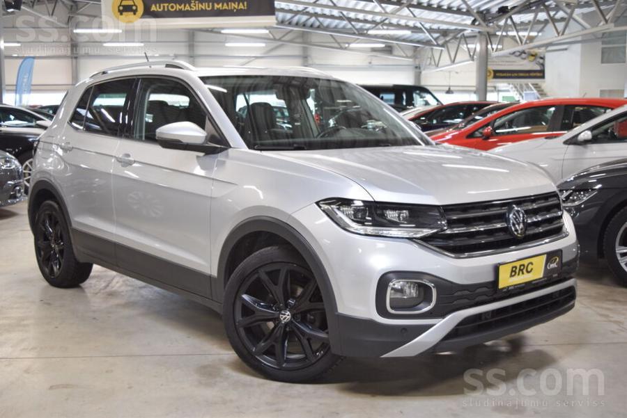 Pelēks Volkswagen T-Cross 2022 Rīga, ar dzinēja tilpumu 1.00 L un nobraukumu 109 tūkst. km par 15000 €, foto 1 vietnē AUTOMOTO.COM.LV