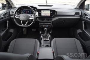 Pelēks Volkswagen T-Cross 2022 Rīga, ar dzinēja tilpumu 1.00 L un nobraukumu 109 tūkst. km par 15000 €, foto 5 vietnē AUTOMOTO.COM.LV