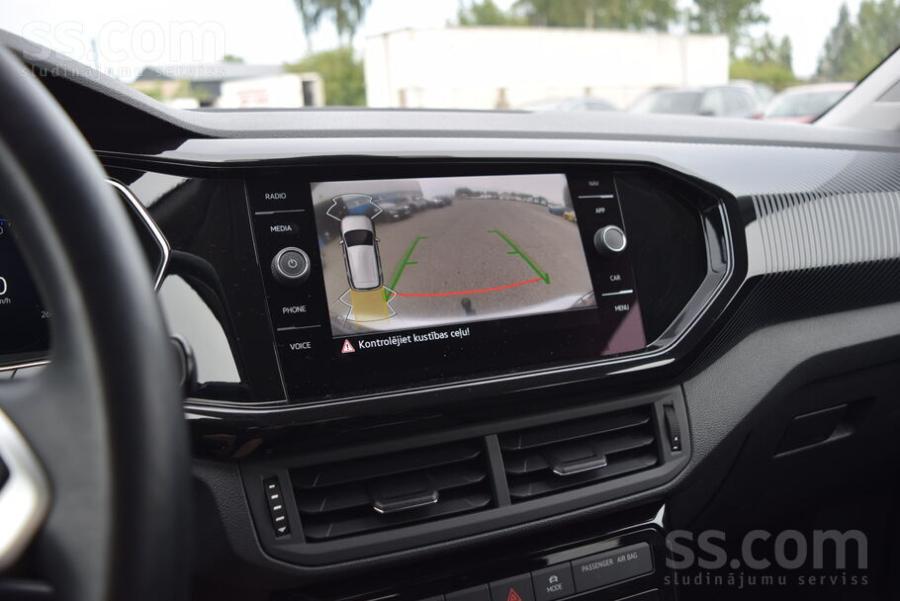 Pelēks Volkswagen T-Cross 2022 Rīga, ar dzinēja tilpumu 1.00 L un nobraukumu 109 tūkst. km par 15000 €, foto 9 vietnē AUTOMOTO.COM.LV