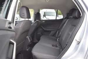 Pelēks Volkswagen T-Cross 2022 Rīga, ar dzinēja tilpumu 1.00 L un nobraukumu 109 tūkst. km par 15000 €, foto 14 vietnē AUTOMOTO.COM.LV