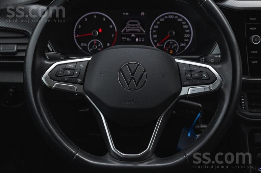 Pelēks Volkswagen T-Cross 2022 Ventspils, ar dzinēja tilpumu 1.00 L un nobraukumu 62 tūkst. km par 16050 €, foto 17 vietnē AUTOMOTO.COM.LV