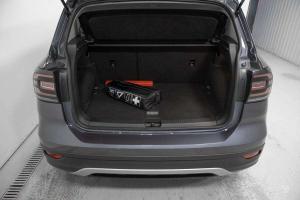 Pelēks Volkswagen T-Cross 2022 Viļņa, ar dzinēja tilpumu 1.00 L un nobraukumu 55 tūkst. km par 16500 €, foto 18 vietnē AUTOMOTO.COM.LV