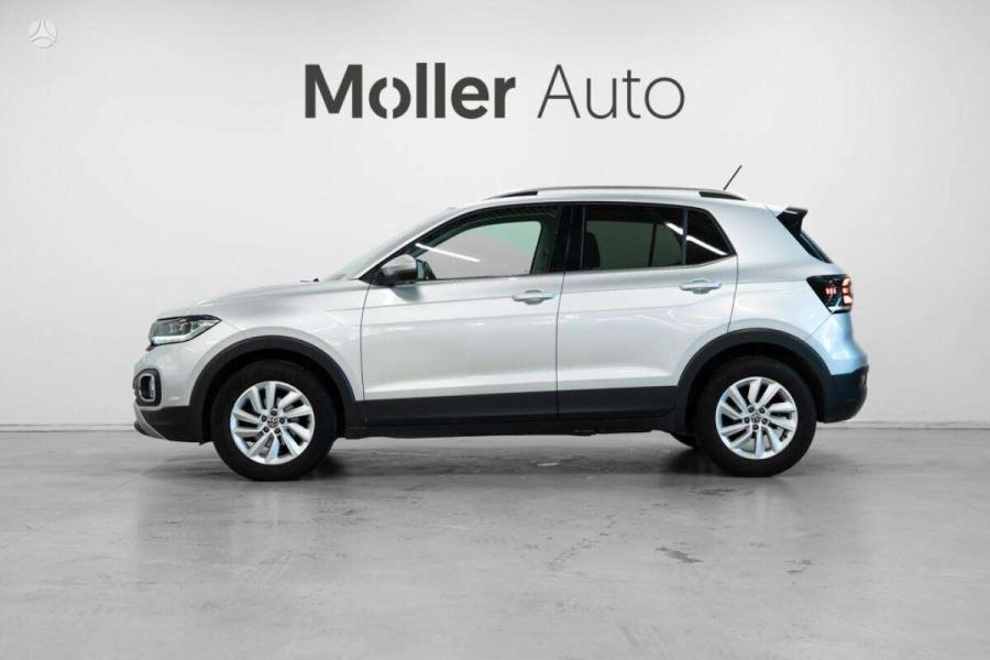 Grey Volkswagen T-Cross 2022 in Vilnius, with an engine capacity of 1.00 L and mileage of 66 thousand km for 18900 €, photo 3 on AUTOMOTO.COM.LV
