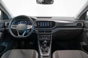 Grey Volkswagen T-Cross 2022 in Vilnius, with an engine capacity of 1.00 L and mileage of 66 thousand km for 18900 €, photo 12 on AUTOMOTO.COM.LV
