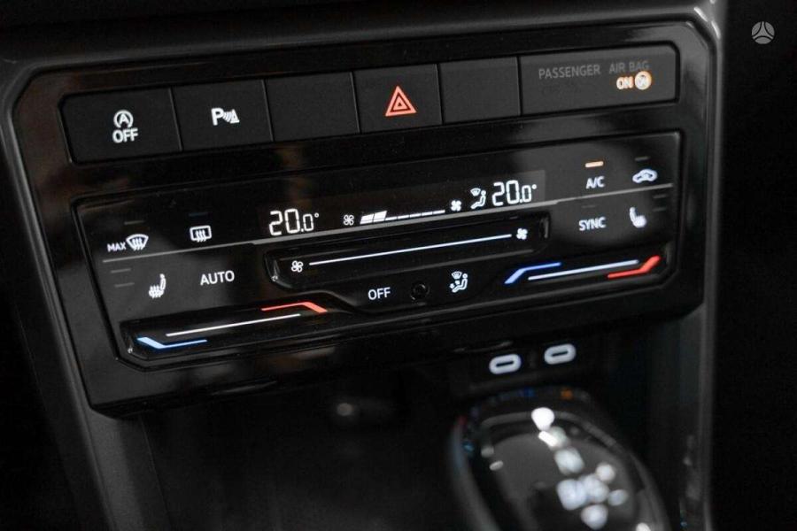 Grey Volkswagen T-Cross 2022 in Vilnius, with an engine capacity of 1.00 L and mileage of 66 thousand km for 18900 €, photo 24 on AUTOMOTO.COM.LV