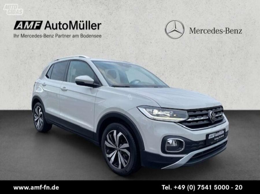 Grey Volkswagen T-Cross 2023 in Kaunas, with an engine capacity of 1.00 L and mileage of 24 thousand km for 26196 €, photo 2 on AUTOMOTO.COM.LV