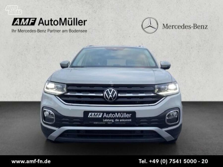 Grey Volkswagen T-Cross 2023 in Kaunas, with an engine capacity of 1.00 L and mileage of 24 thousand km for 26196 €, photo 4 on AUTOMOTO.COM.LV