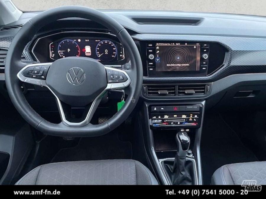 Grey Volkswagen T-Cross 2023 in Kaunas, with an engine capacity of 1.00 L and mileage of 24 thousand km for 26196 €, photo 8 on AUTOMOTO.COM.LV