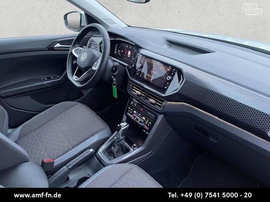 Grey Volkswagen T-Cross 2023 in Kaunas, with an engine capacity of 1.00 L and mileage of 24 thousand km for 26196 €, photo 10 on AUTOMOTO.COM.LV